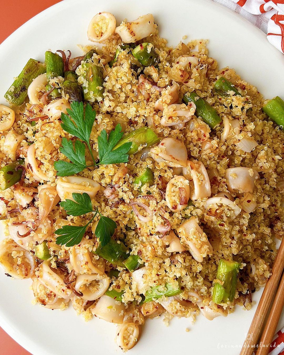QUINOA CON CALAMARES Y VERDURAS